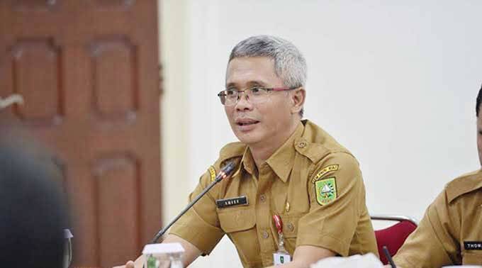 Kadis PUPR Riau Klarifikasi Jalan Provinsi yang Disebut Rusak | SINKAP Kadis PUPR Riau Klarifikasi Jalan Provinsi yang Disebut Rusak | SINKAP